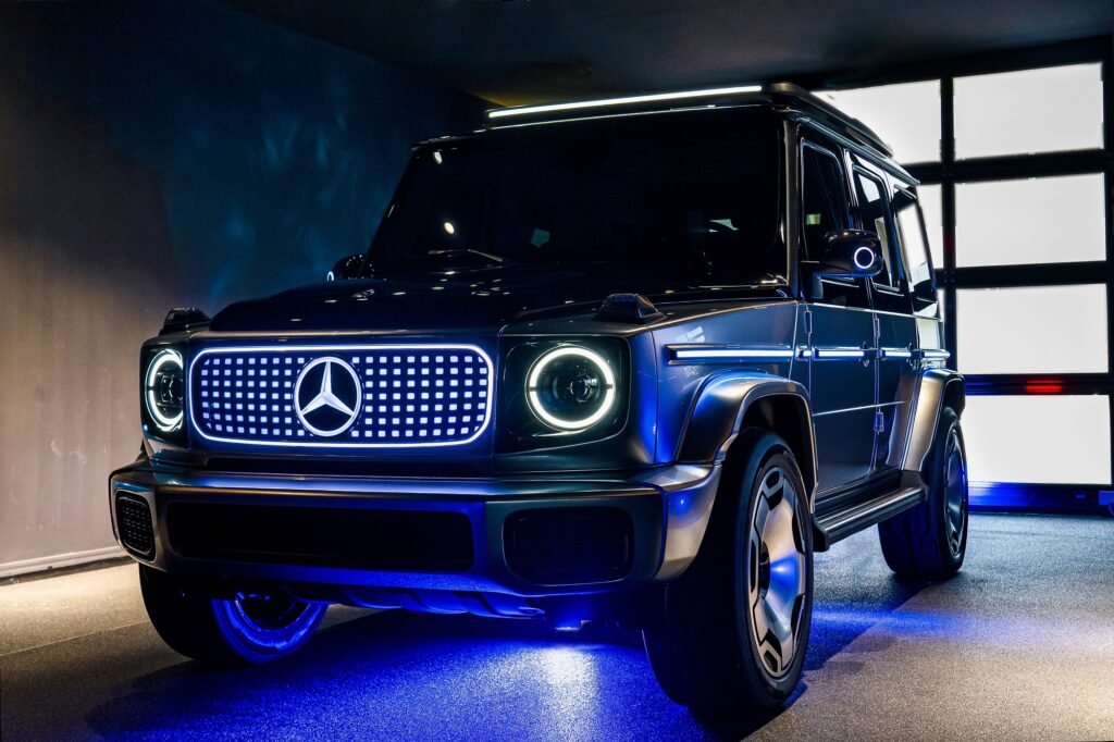 Emirates Motor Company showcases the new Mercedes-Benz Concept EQG ...